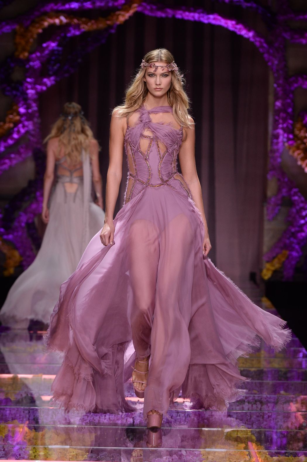 Donatella Shows Her Softer Side for Atelier Versace Couture Fall 2015