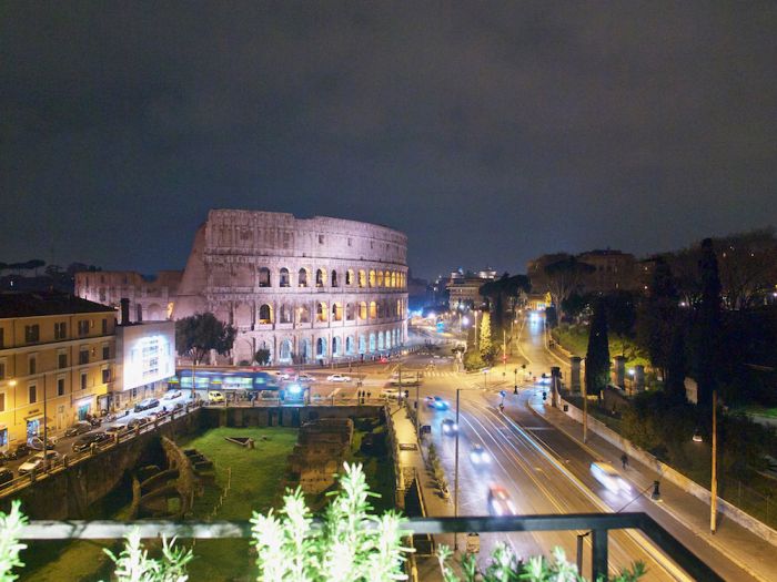 Waking up at Palazzo Manfredi means clear views over Rome’s Colosseum