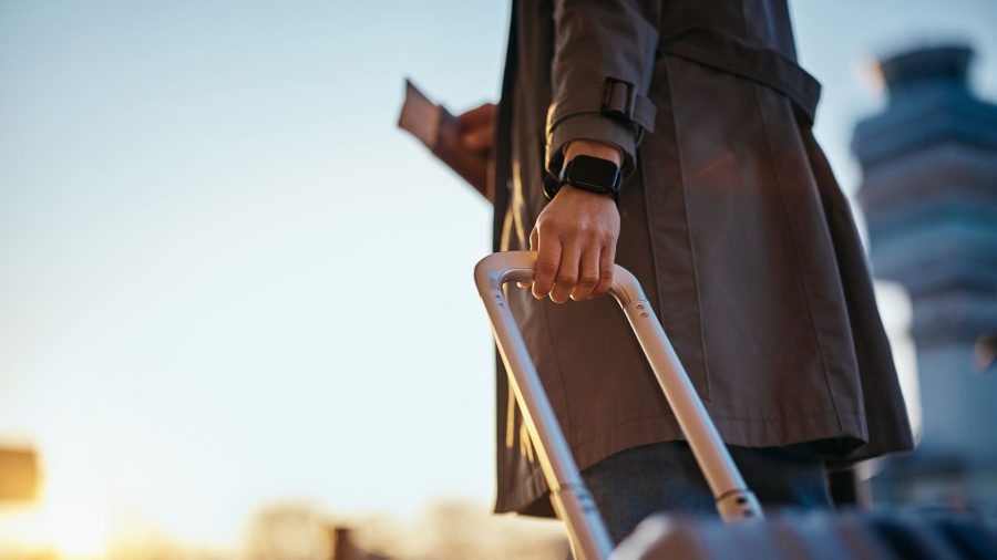 Europe eSIM vs Roaming: What Should Travelers Choose? - JustLuxe