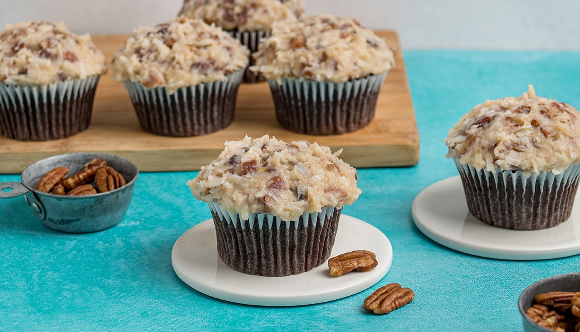 SusieCakes Serves Up Sweet Father's Day Celebrations with Festive Cakes ...